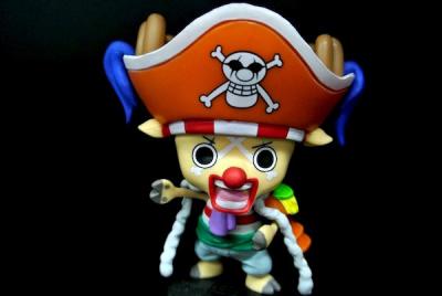 China Customized Color One Piece Mini Figures For Home Decoration 8*5*3cm for sale