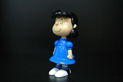 China Beautiful Blue Skirt Plastic Toy Figures For Display Easy Maintenance for sale