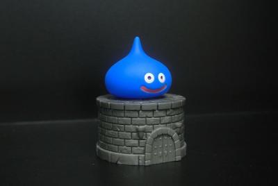 China Lovely Onion Shape Collectible Anime Figures With Environmental Material for sale