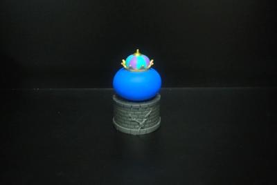 China Blue Color Small Anime Figures , Anime Character Figures Crown Shaped for sale