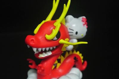 China Red Dragon Custom Plastic Toys Hello Kitty Figure With Chinese Dragon for sale