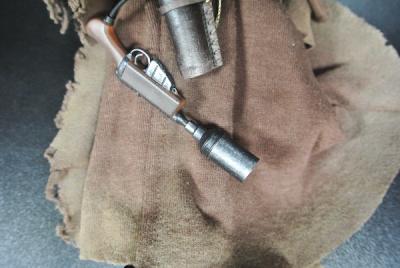 China Gradient Color Jawa Action Figure With A Movable Tail Adult Collection for sale