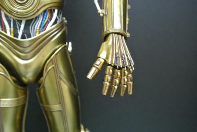 China Gold C3PO Robot Star Wars Characters Toys His Eyes Can Give Out Light for sale