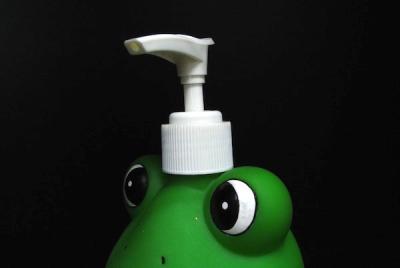China Green Frog Character Customized Cartoon Shampoo Bottle 6 Inch For Home for sale