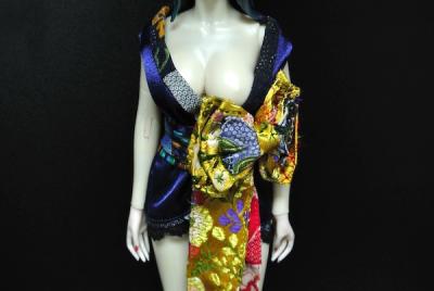 China Ancient Style Japanese Anime Figures Real Clothes For Collection 35*6*4cm for sale