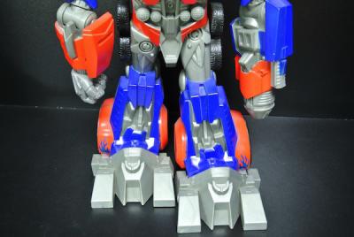 China 12 Inch Transformer Robot Toy With Hasbro Logo OEM / ODM Available for sale