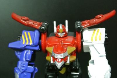 China Super Champion Figure Transformer Robot Toy Plastic With Two Different Legs for sale