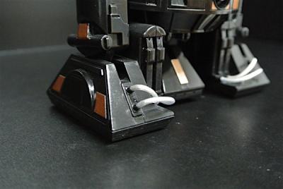China Gold Mix Black Type Robot Figure Toy , Small Star Wars Figures For Souvenir for sale