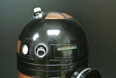 China Gold Mix Black Type Robot Figure Toy , Small Star Wars Figures For Souvenir for sale