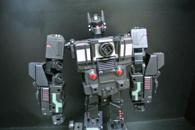 China 9 Inch Transformer Robot Toy For Adult Collection Environmental Material for sale