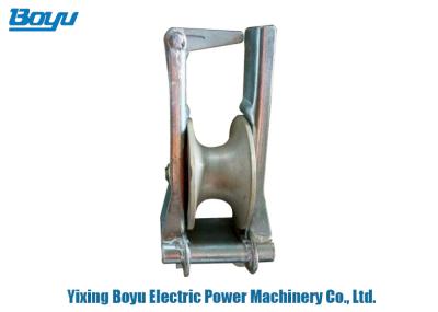 China Aluminum Crossarm Mounted Transmission Line Stringing Blocks with 5-25kN Load Capacity and 80-140mm Wheel Diameter for sale