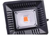 China Waterproof  Full Spectrum Led Grow Lights For Vegetables Intelligent Control for sale