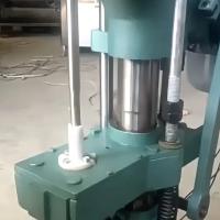 China 0.75KW Semi Auto Capping Machine 1200BPH - 1500BPH Semi Automatic Corker for sale