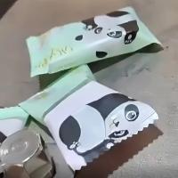 China Horizontal Automatic Pillow Packing Machine 2.6KW Candy Packaging Machine 300Bags/Min for sale