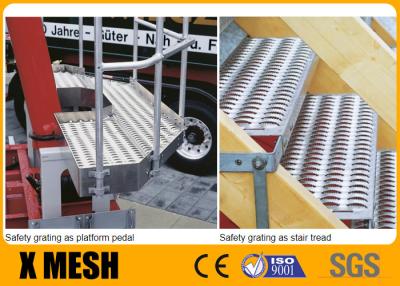 China Hot Dipped Galvanized Perforated Metal Mesh Safety Grating Walkway Anti Rust for sale