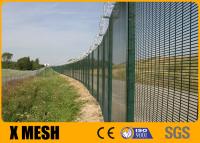 China 4mm Wire Metal Mesh Fencing 76.2x12.7mm Opening Powder Coated Mesh Fencing for sale