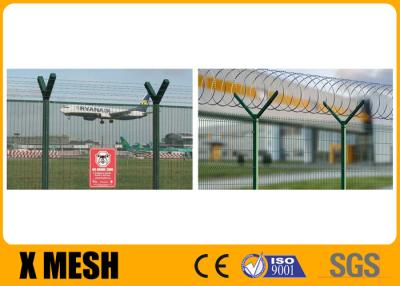 China High Security 3D V Mesh Metal Mesh Fencing Green Powder Coated For Airport Fields for sale
