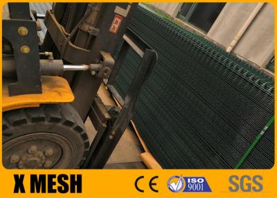 China Green Vinyl 75% Weld Strength Metal Mesh Fencing 690MPa PVC Coated for sale