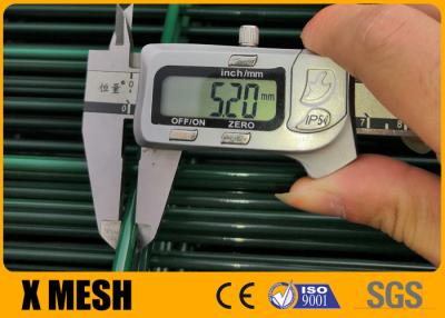 China BS 10244 Metal Mesh Fencing 200x50mm Wire Mesh For Gates for sale