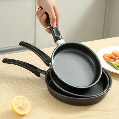China Factory Wholesale Black Steak Pan Cookware Iron Frypan Non Stick With Bakelite Handle for sale