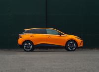 China New Version New Energy Electric MG Car High Quality MG 4 Sedan EV New Car for sale