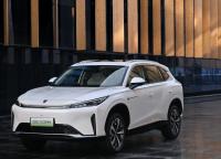 China Competitive Export Import Luxury High Speed Gas Car Roewe D5X DMH 5 Seaters SUV Car for sale