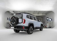 China Intelligent Technology Sport Auto 5 Seater Chang An EV SL G318 5 Seaters SUV 1.5L Fuel Car for sale