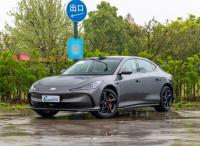 China Customizable Fashion Personalized IM Electric Car L6 Pure New Energy Vehicle EV Car for sale