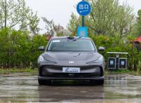 China Customizable Fashion Personalized IM Electric Car L6 Pure New Energy Vehicle EV Car for sale