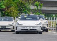 China Adult Personal IM Electric Car L6 5 Seaters Hatchback Pure New Energy Electric Vehicle EV Car for sale