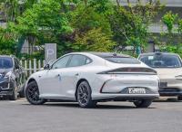 China Adult Personal IM Electric Car L6 5 Seaters Hatchback Pure New Energy Electric Vehicle EV Car for sale