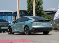 China Fast Ship Automotive Motor Power Shenlan SL03 Electric Vehicle Sedan Petrol 1.5L Hybrid Car for sale