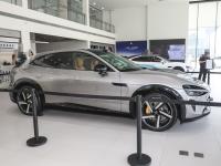 China 5-Door Automatic Fast Ship Luxury Made In China Latest Xiao Mi YU7 SUV EV Car for sale