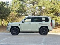 China High Speed Electric Vehicle Equation Leopard 5 EV Hybrid Fuel 5 Seat SUV EV New Car for sale