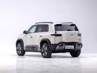 China Customized Export Fast Ship Made In China Equation Titanium 3 EV 5 Seat EV New Car for sale