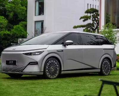 China Customized Intelligent Technology Adult Personal 5 Door 7 Seat Xpeng X9 MPV 650Km EV Car for sale