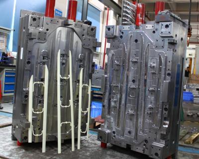 China Electroplate Big Size Plastic Injection Mold For Automotive Interior Parts for sale