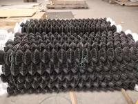 China Diamond Hole Fencing Galvanized PVC Coated Chain Link Mesh Fence for sale