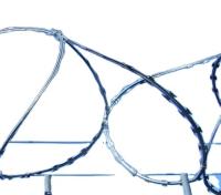 China Galvanized PVC Coated Stainless Steel Bto-22 Cbt-60 Cbt-65 Concertina Razor Barbed Wire for sale