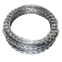 China Cheap Price Concertina Hot Dipped Galvanized Diamond Welded Decorative Razor Barbed Wire Mesh for sale