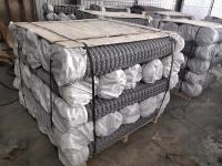 China 9 Gauge Wire Mesh 8 Sale 10ft Galvanized Chain Link Fence Metal Hot Dipped Galvanized Heat Treated Pressure Treated Wood Type for sale