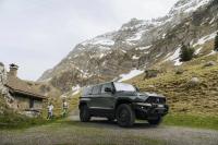 China Mhero 917 Extended Range Electric SUV 600kW 1050Nm Large SUV for Export for sale