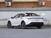 China Toyota Bz3 2023 616km Long-Range Electric Sedan 180kW LFP Battery for sale