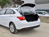 China Chery Arrizo5 1.6L CNG Deluxe Sedan 2670mm Wheelbase 5-Speed Manual for sale