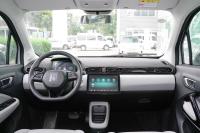 China Leapmotor T03 2022 White Jade Edition 5 Seats 5050mm Electric Sedan 525km Range for sale