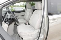 China 2023 Buick GL8 Land Business Cabin Comfort Edition 7 Seats 2.0L Gasoline MPV FWD for sale