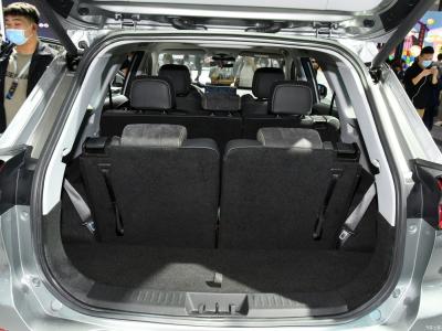 China Chery Tiggo8 Kunpeng 290 TGDI DCT Wing-Speard Gasoline SUV 5-Seat 190-210km/h for sale