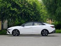 China Hyundai Elantra 2023 1.5L CVT Top Flagship Edition 4 Door Sedan 4635mm Length for sale
