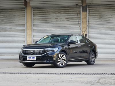 China 2023 VW Passat PHEV 1.4T Plug-in Hybrid Luxury Sedan 63km Electric Range for sale