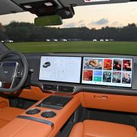 China 2024 Lixiang L7 L9 PRO Max Ultra Luxury 5 Seats Left Steering EV SUV 330kW 52.3kWh for sale